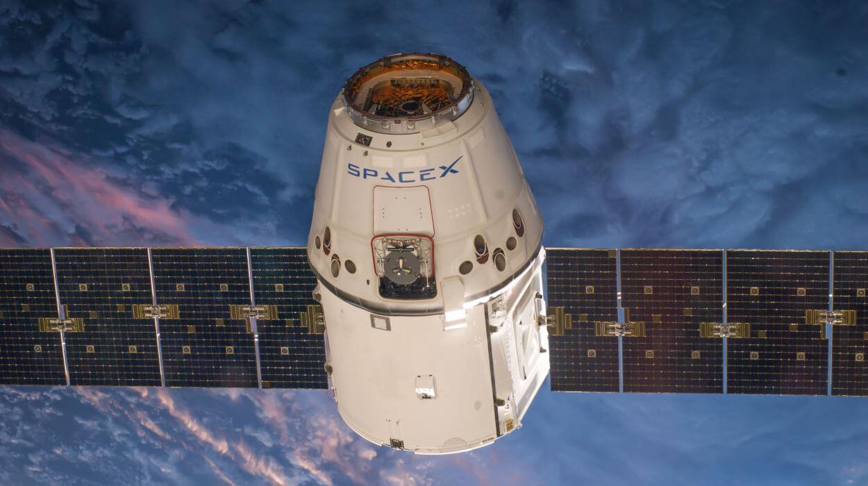 SpaceX 將以通訊衛星為全球提供快 200 倍網路服務 | 明日科學